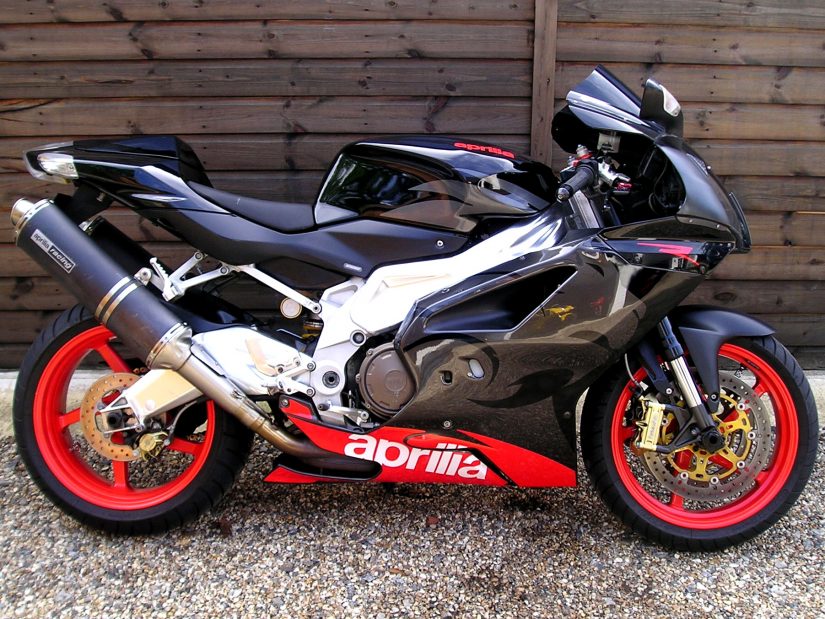 £ SOLD, Aprilia RSV1000 R Gen 2 (Essentially standard bike) 2005 55 Reg ...